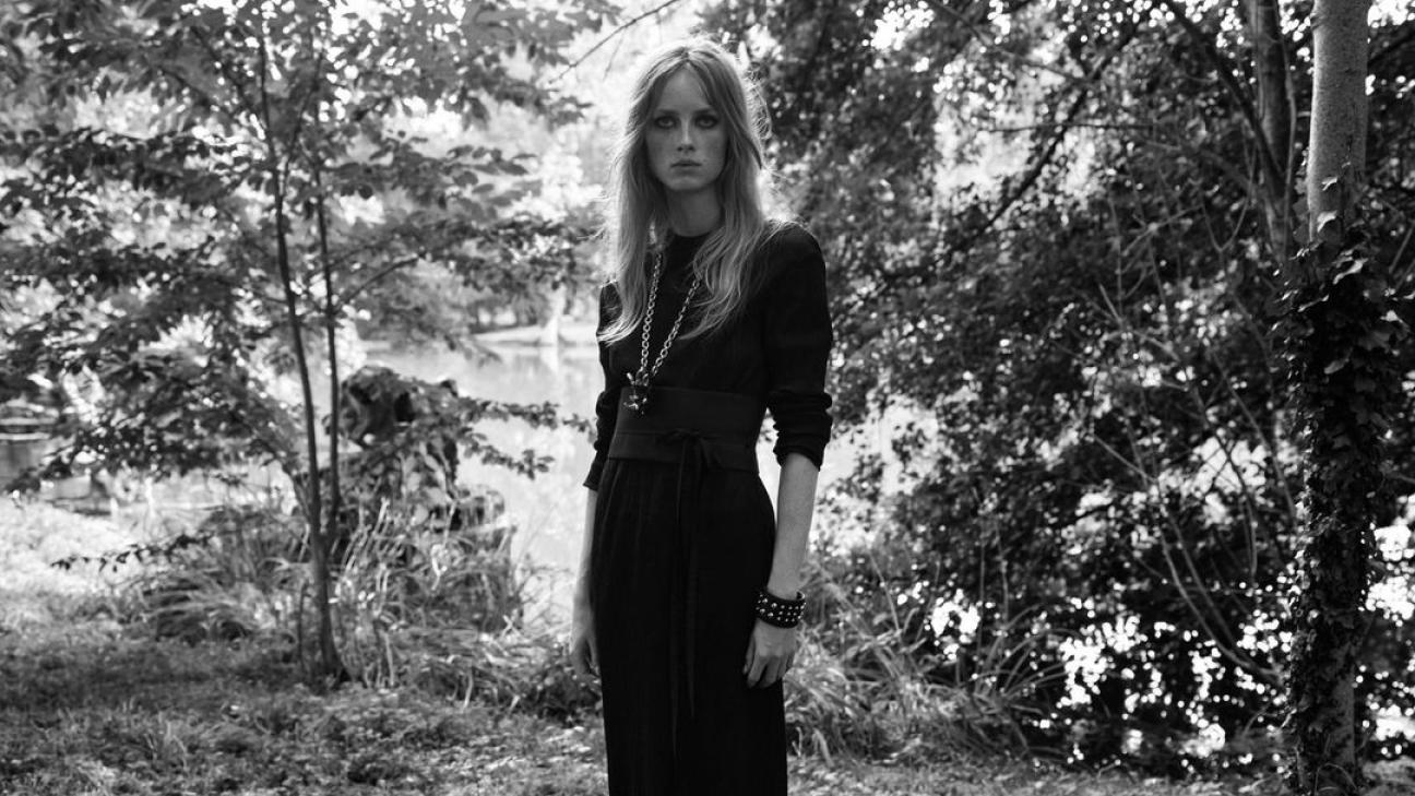 3 μίντι φορέματα από τα Zara που θα γίνουν το αγαπημένο σας go-to κομμάτι για all-day looks | BOVARY